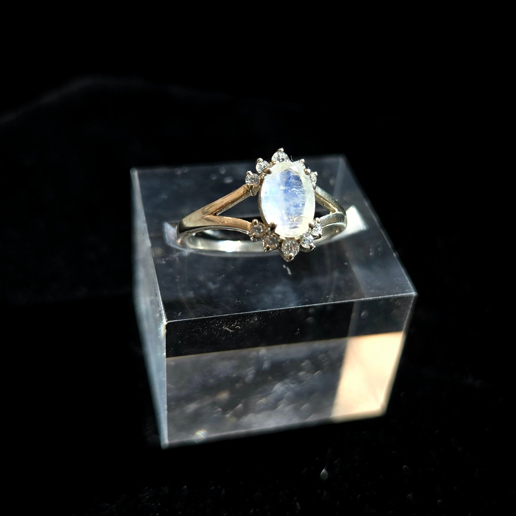 Swarovski moonstone ring store